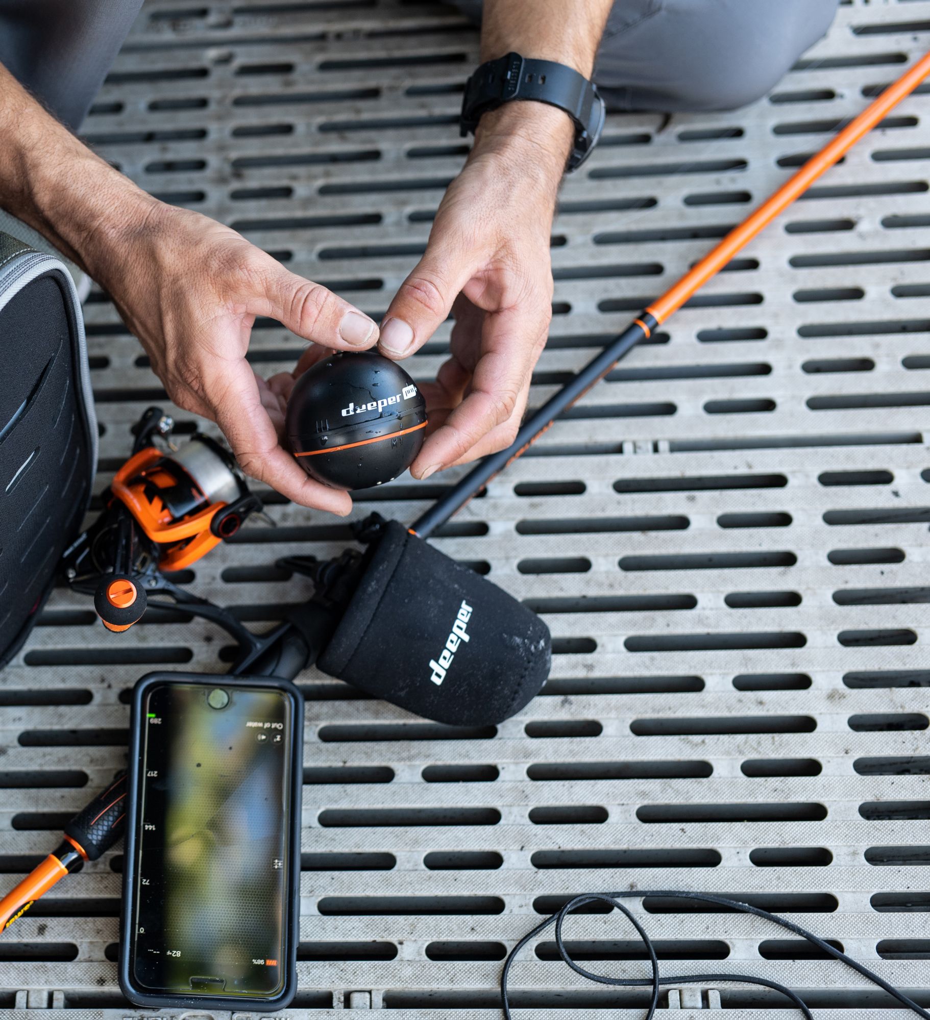 Deeper Pro+ Smart Fish Finder– Floor Model – Sansujyuku