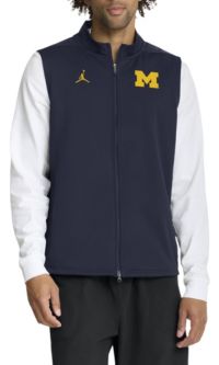 Jordan Men's Michigan Wolverines College Navy Victory Vest | Dick's ...