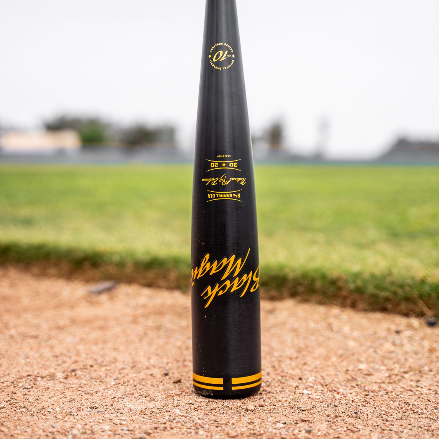 Easton Black Magic 2¾” USSSA Bat (-10) – Sansujyuku